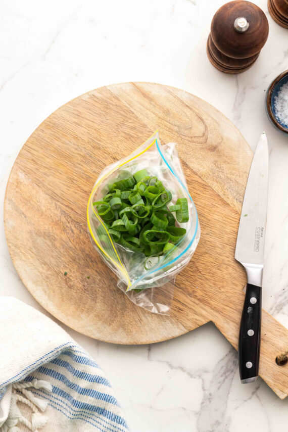 How to Use Spring Onion (Green Onion) on the Low FODMAP Diet